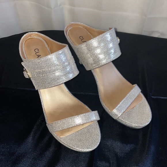 Classique | Shoes | Classique Blingy Slide 3 Heal Size 7 Euc | Poshmark